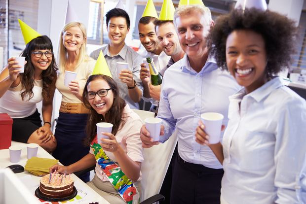 How To Approach The Ritual Of Signing An Office Birthday Card How To Approach The Ritual Of Signing An Office Birthday Card